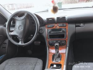 Mercedes-Benz C-Class 2003 in Tallinn, with an engine capacity of 2.10 L and mileage of 326 thousand km for 1750 €, photo 5 on AUTOMOTO.COM.LV