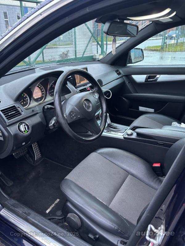Mercedes-Benz C-Class 2008 in Tallinn, with an engine capacity of 2.10 L and mileage of 423 thousand km for 5199 €, photo 11 on AUTOMOTO.COM.LV