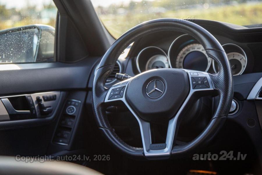 Mercedes-Benz C-Class 2011 Tallina, ar dzinēja tilpumu 3.00 L un nobraukumu 304 tūkst. km par 9700 €, foto 7 vietnē AUTOMOTO.COM.LV