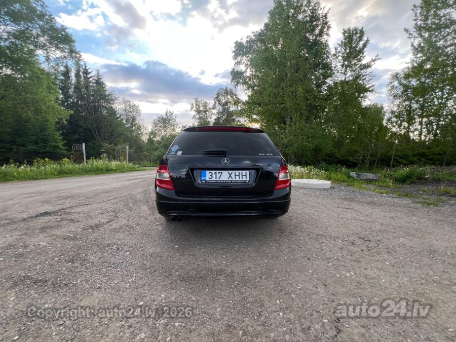 Mercedes-Benz C-Class 2011 Tallina, ar dzinēja tilpumu 2.10 L un nobraukumu 208 tūkst. km par 5900 €, foto 8 vietnē AUTOMOTO.COM.LV