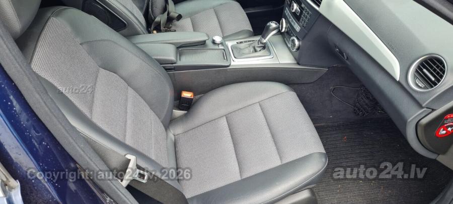 Mercedes-Benz C-Class 2011 Tallina, ar dzinēja tilpumu 2.10 L un nobraukumu 0 tūkst. km par 6500 €, foto 11 vietnē AUTOMOTO.COM.LV