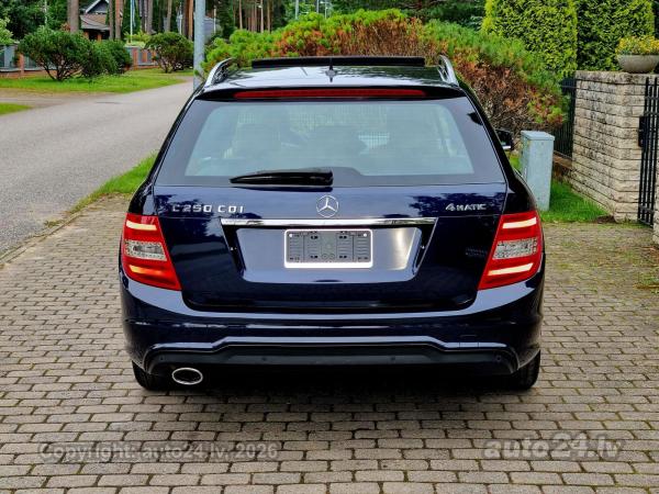 Mercedes-Benz C-Class 2012 in Tallinn, with an engine capacity of 2.20 L and mileage of 242 thousand km for 11500 €, photo 6 on AUTOMOTO.COM.LV