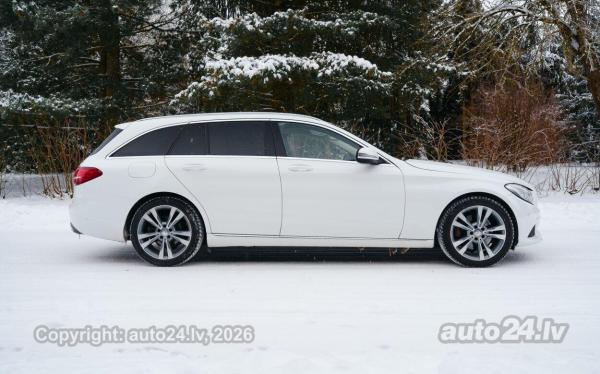 Mercedes-Benz C-Class 2015 in Tartu, with an engine capacity of 2.10 L and mileage of 290 thousand km for 11999 €, photo 5 on AUTOMOTO.COM.LV