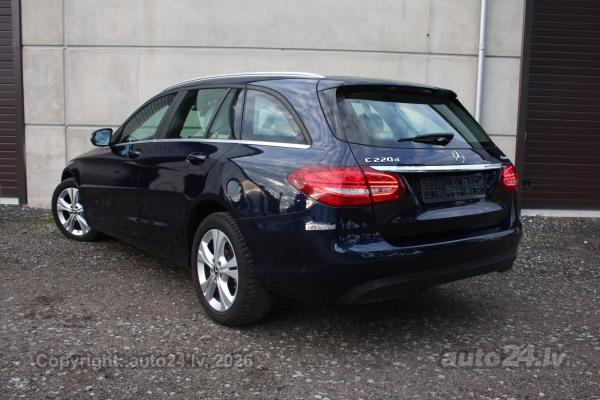 Mercedes-Benz C-Class 2017 in Tallinn, with an engine capacity of 2.00 L and mileage of 240 thousand km for 10500 €, photo 5 on AUTOMOTO.COM.LV