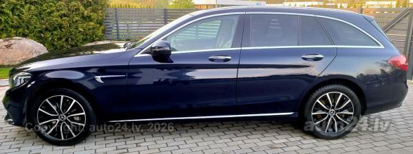 Mercedes-Benz C-Class 2019 in Tallinn, with an engine capacity of 2.00 L and mileage of 152 thousand km for 22990 €, photo 4 on AUTOMOTO.COM.LV