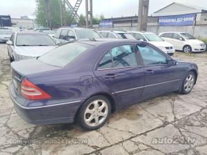 Violets Mercedes-Benz C-Class 2003 Tallina, ar dzinēja tilpumu 1.80 L un nobraukumu 268 tūkst. km par 999 €, foto 4 vietnē AUTOMOTO.COM.LV