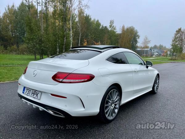 White Mercedes-Benz C-Class 2017 in Tallinn, with an engine capacity of 2.00 L and mileage of 117 thousand km for 23900 €, photo 5 on AUTOMOTO.COM.LV