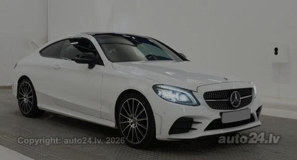 White Mercedes-Benz C-Class 2019 in Tallinn, with an engine capacity of 2.00 L and mileage of 118 thousand km for 31800 €, photo 2 on AUTOMOTO.COM.LV