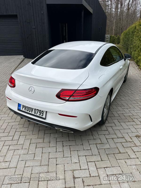 White Mercedes-Benz C-Class 2019 in Tallinn, with an engine capacity of 1.50 L and mileage of 95 thousand km for 27900 €, photo 4 on AUTOMOTO.COM.LV
