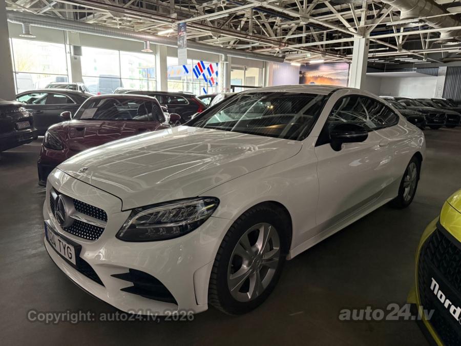 Balts Mercedes-Benz C-Class 2019 Tallina, ar dzinēja tilpumu 1.50 L un nobraukumu 95 tūkst. km par 26900 €, foto 1 vietnē AUTOMOTO.COM.LV