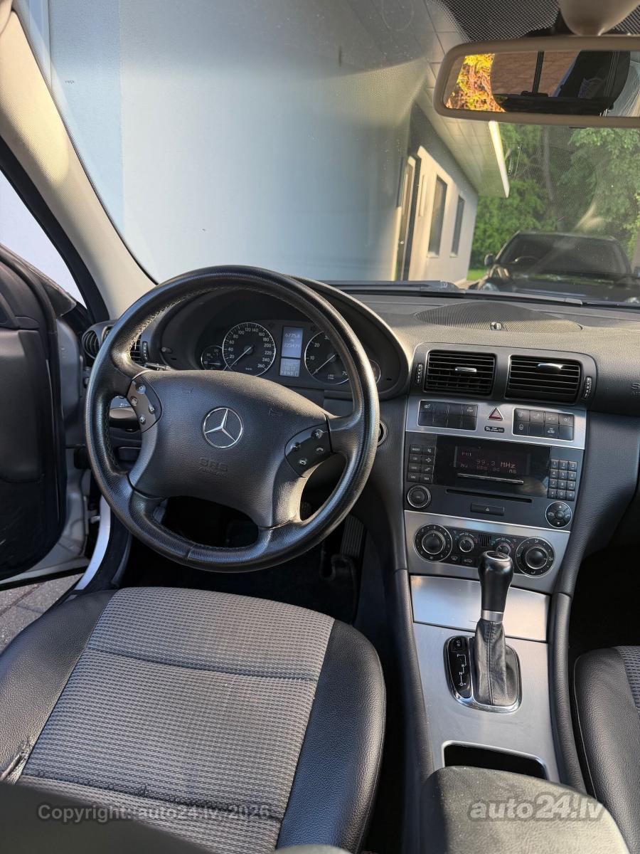 Balts Mercedes-Benz C-Class 2005 Tallina, ar dzinēja tilpumu 1.80 L un nobraukumu 223 tūkst. km par 2500 €, foto 12 vietnē AUTOMOTO.COM.LV