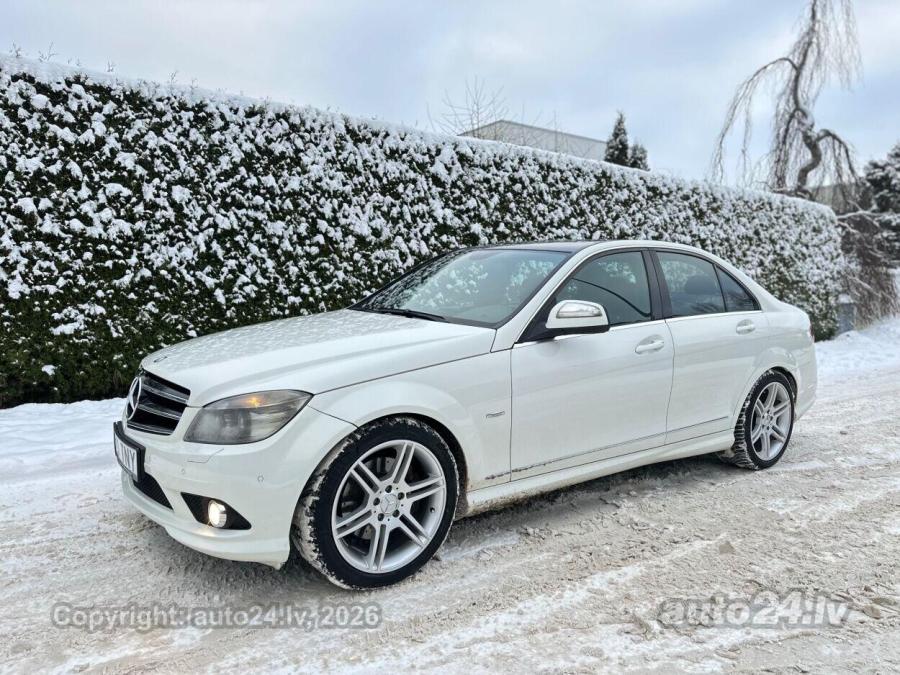 White Mercedes-Benz C-Class 2007 in Tallinn, with an engine capacity of 3.00 L and mileage of 288 thousand km for 4500 €, photo 3 on AUTOMOTO.COM.LV