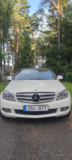 Balts Mercedes-Benz C-Class 2007 Tallina, ar dzinēja tilpumu 3.00 L un nobraukumu 0 tūkst. km par 5900 €, foto 1 vietnē AUTOMOTO.COM.LV