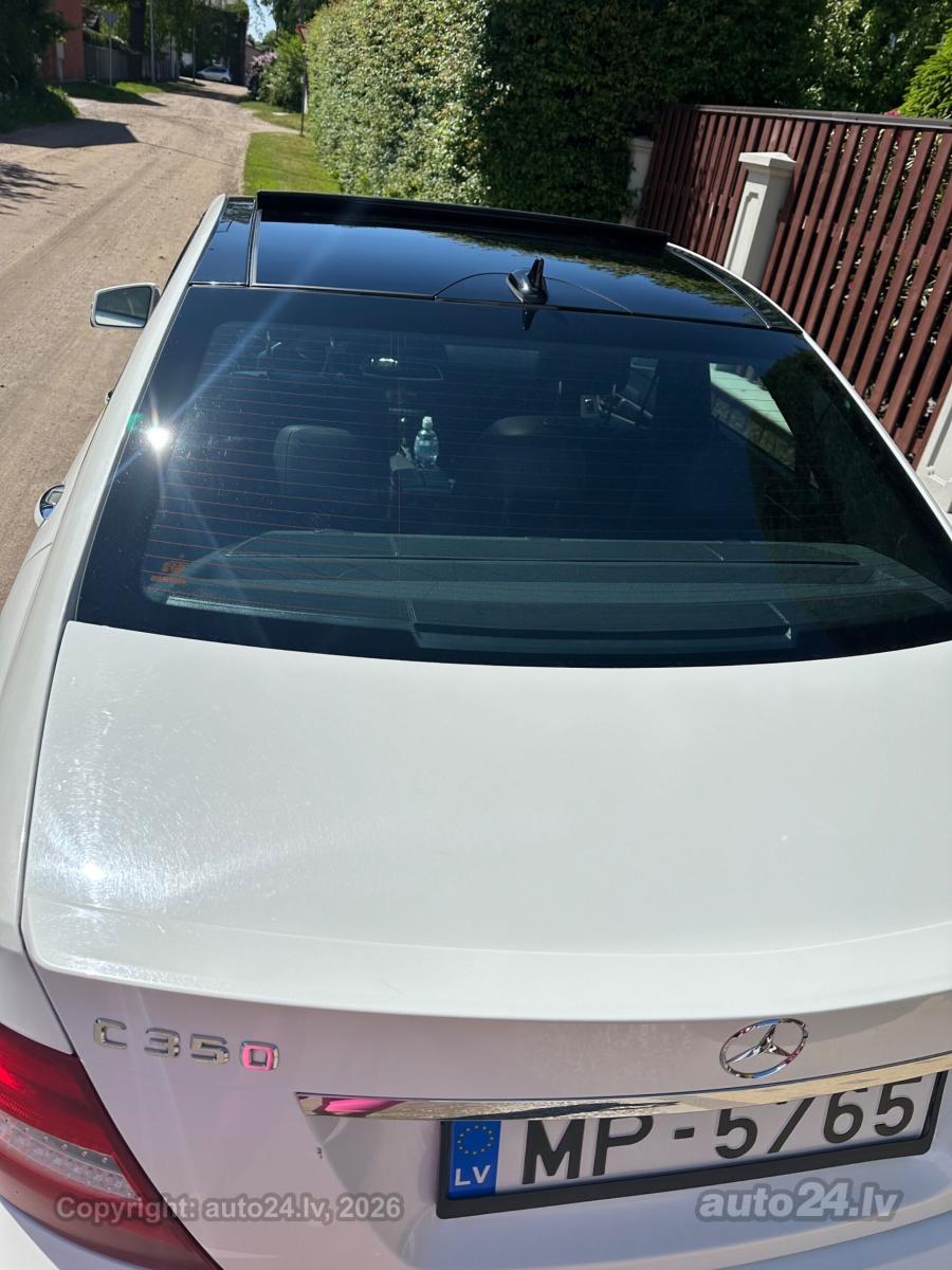 Balts Mercedes-Benz C-Class 2012 Rīga, ar dzinēja tilpumu 3.50 L un nobraukumu 128 tūkst. km par 12000 €, foto 7 vietnē AUTOMOTO.COM.LV