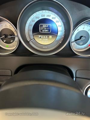 Balts Mercedes-Benz C-Class 2012 Rīga, ar dzinēja tilpumu 3.50 L un nobraukumu 128 tūkst. km par 12000 €, foto 15 vietnē AUTOMOTO.COM.LV