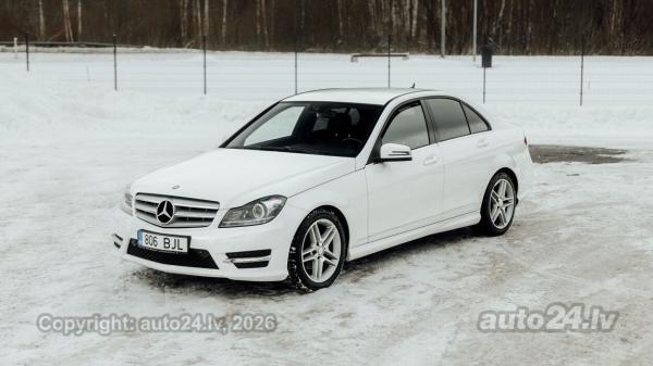 White Mercedes-Benz C-Class 2013 in Tallinn, with an engine capacity of 1.60 L and mileage of 200 thousand km for 11000 €, photo 1 on AUTOMOTO.COM.LV