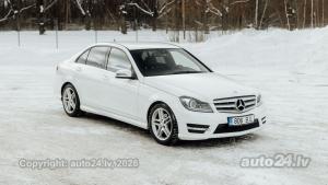 White Mercedes-Benz C-Class 2013 in Tallinn, with an engine capacity of 1.60 L and mileage of 200 thousand km for 11000 €, photo 5 on AUTOMOTO.COM.LV