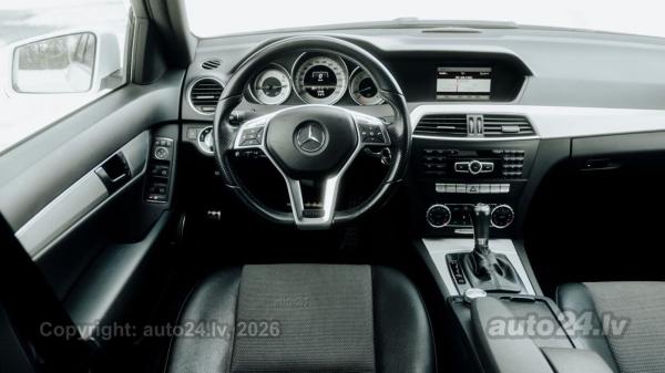 Balts Mercedes-Benz C-Class 2013 Tallina, ar dzinēja tilpumu 1.60 L un nobraukumu 200 tūkst. km par 11000 €, foto 8 vietnē AUTOMOTO.COM.LV