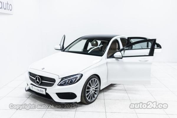 White Mercedes-Benz C-Class 2014 in Tallinn, with an engine capacity of 2.10 L and mileage of 239 thousand km for 14990 €, photo 11 on AUTOMOTO.COM.LV