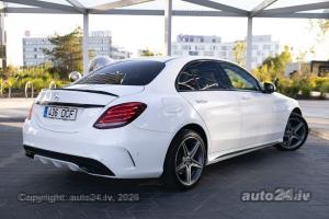White Mercedes-Benz C-Class 2014 in Tallinn, with an engine capacity of 2.10 L and mileage of 260 thousand km for 13900 €, photo 5 on AUTOMOTO.COM.LV