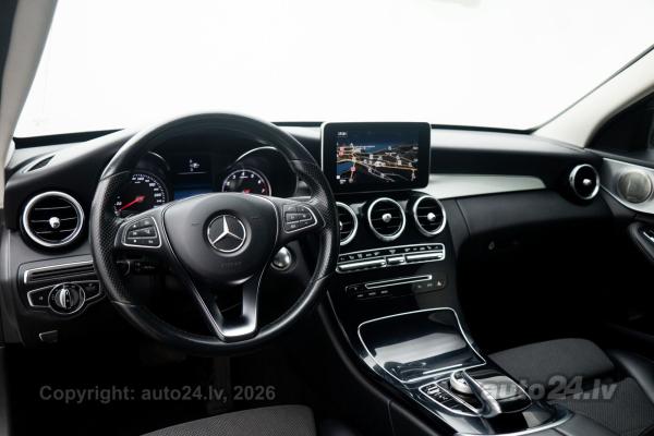 Balts Mercedes-Benz C-Class 2014 Tallina, ar dzinēja tilpumu 1.60 L un nobraukumu 284 tūkst. km par 12999 €, foto 7 vietnē AUTOMOTO.COM.LV