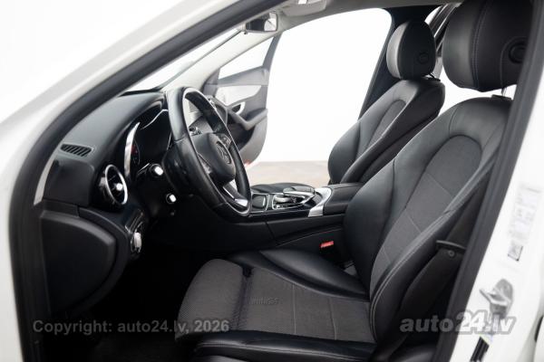 Balts Mercedes-Benz C-Class 2014 Tallina, ar dzinēja tilpumu 1.60 L un nobraukumu 284 tūkst. km par 12999 €, foto 8 vietnē AUTOMOTO.COM.LV