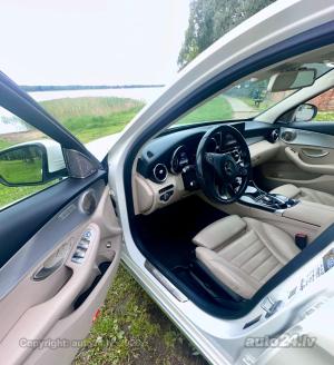 Balts Mercedes-Benz C-Class 2014 Tallina, ar dzinēja tilpumu 2.10 L un nobraukumu 115 tūkst. km par 19800 €, foto 11 vietnē AUTOMOTO.COM.LV