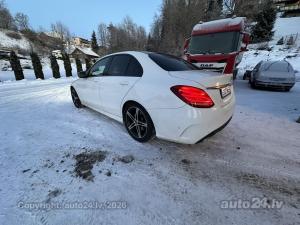 Balts Mercedes-Benz C-Class 2015 Tallina, ar dzinēja tilpumu 2.10 L un nobraukumu 230 tūkst. km par 15500 €, foto 4 vietnē AUTOMOTO.COM.LV