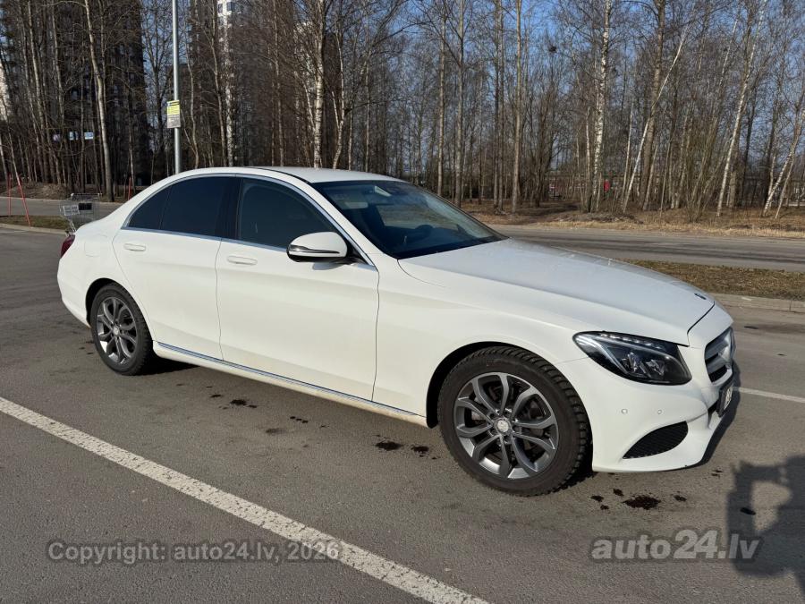 Balts Mercedes-Benz C-Class 2015 Tallina, ar dzinēja tilpumu 1.60 L un nobraukumu 0 tūkst. km par 18000 €, foto 1 vietnē AUTOMOTO.COM.LV