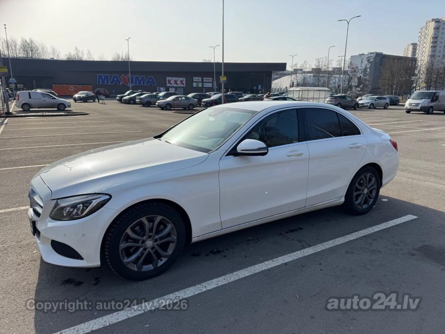 Balts Mercedes-Benz C-Class 2015 Tallina, ar dzinēja tilpumu 1.60 L un nobraukumu 0 tūkst. km par 18000 €, foto 7 vietnē AUTOMOTO.COM.LV