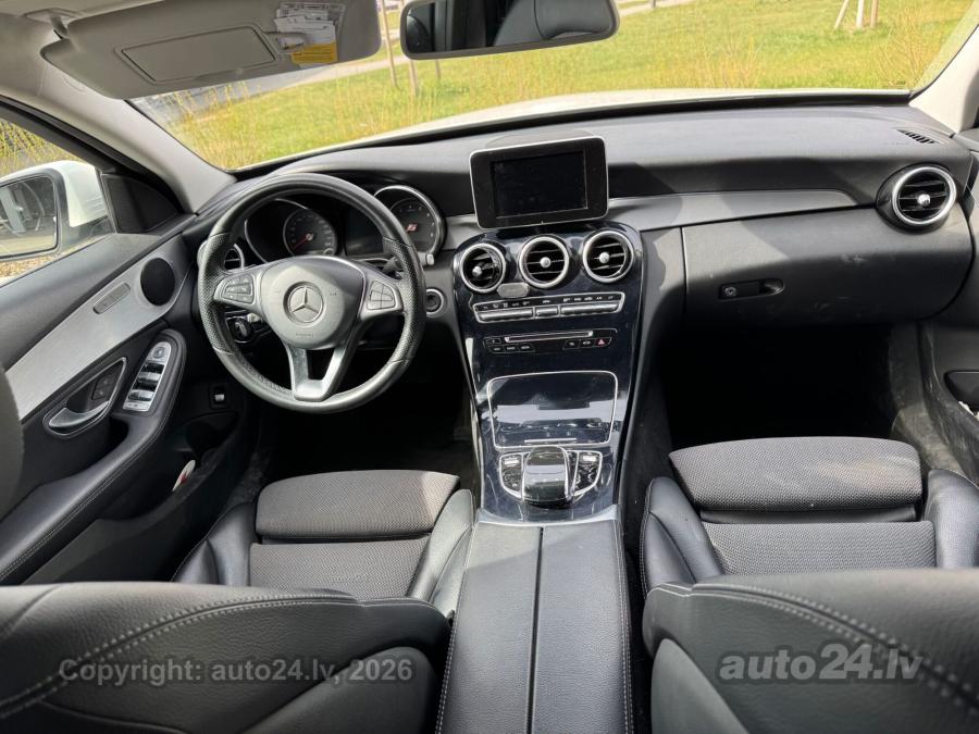 Balts Mercedes-Benz C-Class 2015 Tallina, ar dzinēja tilpumu 1.60 L un nobraukumu 0 tūkst. km par 18000 €, foto 10 vietnē AUTOMOTO.COM.LV
