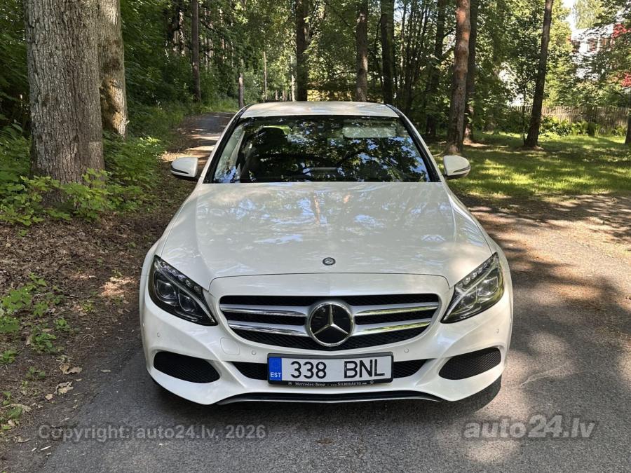 Balts Mercedes-Benz C-Class 2015 Tallina, ar dzinēja tilpumu 3.00 L un nobraukumu 112 tūkst. km par 22900 €, foto 7 vietnē AUTOMOTO.COM.LV