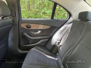 Balts Mercedes-Benz C-Class 2015 Tallina, ar dzinēja tilpumu 3.00 L un nobraukumu 112 tūkst. km par 22900 €, foto 14 vietnē AUTOMOTO.COM.LV
