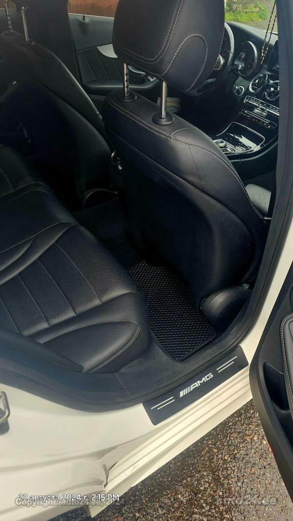White Mercedes-Benz C-Class 2016 in Tallinn, with an engine capacity of 1.60 L and mileage of 135 thousand km for 19900 €, photo 11 on AUTOMOTO.COM.LV