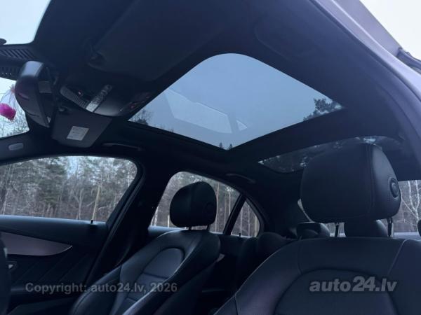 White Mercedes-Benz C-Class 2016 in Tallinn, with an engine capacity of 1.60 L and mileage of 242 thousand km for 14999 €, photo 11 on AUTOMOTO.COM.LV