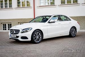 Balts Mercedes-Benz C-Class 2017 Pērnava, ar dzinēja tilpumu 1.60 L un nobraukumu 267 tūkst. km par 12990 €, foto 4 vietnē AUTOMOTO.COM.LV