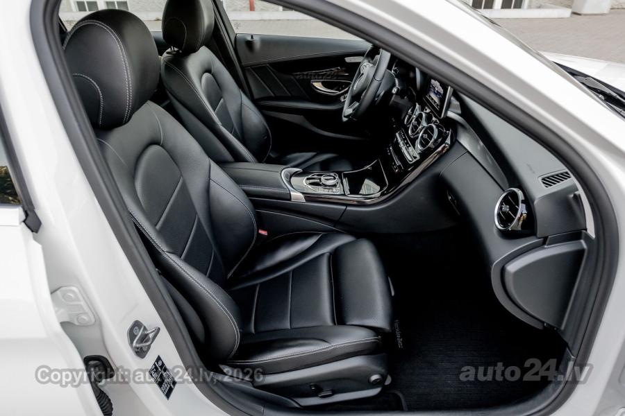 Balts Mercedes-Benz C-Class 2017 Pērnava, ar dzinēja tilpumu 1.60 L un nobraukumu 267 tūkst. km par 12990 €, foto 12 vietnē AUTOMOTO.COM.LV