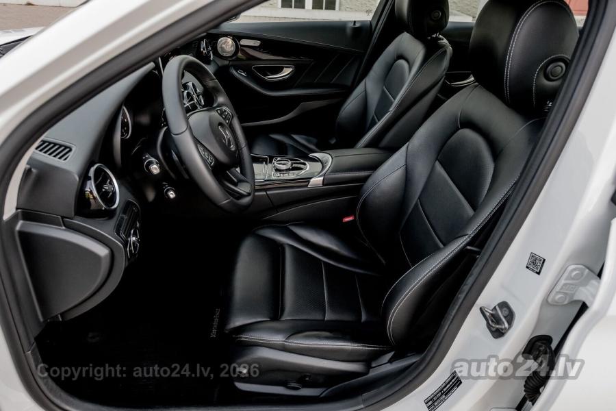 Balts Mercedes-Benz C-Class 2017 Pērnava, ar dzinēja tilpumu 1.60 L un nobraukumu 267 tūkst. km par 12990 €, foto 14 vietnē AUTOMOTO.COM.LV