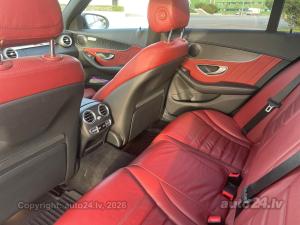 Белый Мерседес Ц-Класс 2017 в Таллин, объемом двигателя 3.00 л и пробегом 120 тыс. км за 29900 €, фото 14 на AUTOMOTO.COM.LV