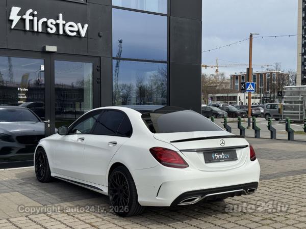 White Mercedes-Benz C-Class 2019 in Tallinn, with an engine capacity of 2.00 L and mileage of 186 thousand km for 23990 €, photo 7 on AUTOMOTO.COM.LV
