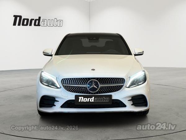 White Mercedes-Benz C-Class 2019 in Tallinn, with an engine capacity of 1.60 L and mileage of 117 thousand km for 23900 €, photo 4 on AUTOMOTO.COM.LV