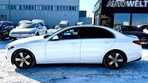Balts Mercedes-Benz C-Class 2021 Tallina, ar dzinēja tilpumu 2.00 L un nobraukumu 80 tūkst. km par 30500 €, foto 5 vietnē AUTOMOTO.COM.LV