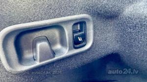 Balts Mercedes-Benz C-Class 2021 Tallina, ar dzinēja tilpumu 2.00 L un nobraukumu 80 tūkst. km par 30500 €, foto 30 vietnē AUTOMOTO.COM.LV