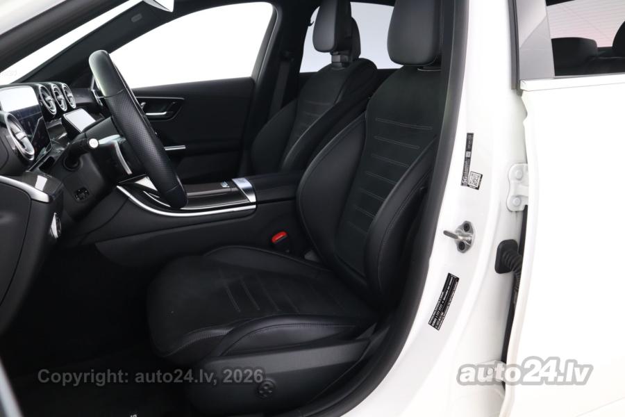 White Mercedes-Benz C-Class 2021 in Tallinn, with an engine capacity of 1.50 L and mileage of 38 thousand km for 36900 €, photo 13 on AUTOMOTO.COM.LV