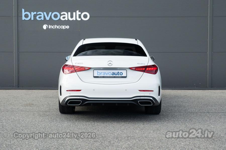 White Mercedes-Benz C-Class 2022 in Tartu, with an engine capacity of 1.50 L and mileage of 70 thousand km for 38900 €, photo 8 on AUTOMOTO.COM.LV