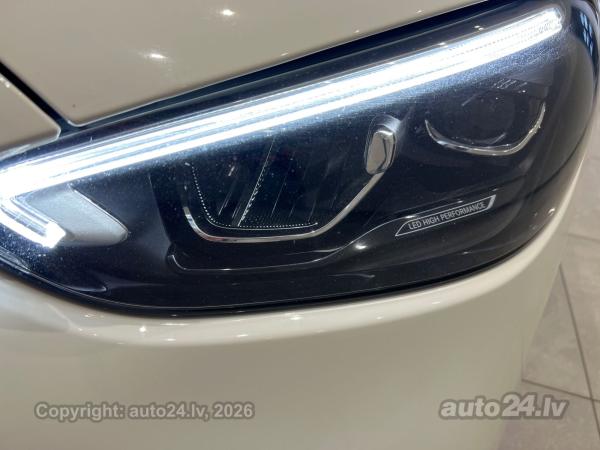 Balts Mercedes-Benz C-Class 2025 Tallina, ar dzinēja tilpumu 1.50 L un nobraukumu 37 tūkst. km par 41900 €, foto 8 vietnē AUTOMOTO.COM.LV