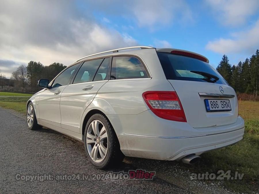 Balts Mercedes-Benz C-Class 2008 Tallina, ar dzinēja tilpumu 2.10 L un nobraukumu 419 tūkst. km par 2990 €, foto 10 vietnē AUTOMOTO.COM.LV