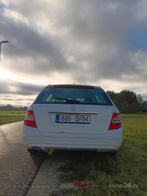 Balts Mercedes-Benz C-Class 2008 Tallina, ar dzinēja tilpumu 2.10 L un nobraukumu 419 tūkst. km par 2990 €, foto 11 vietnē AUTOMOTO.COM.LV