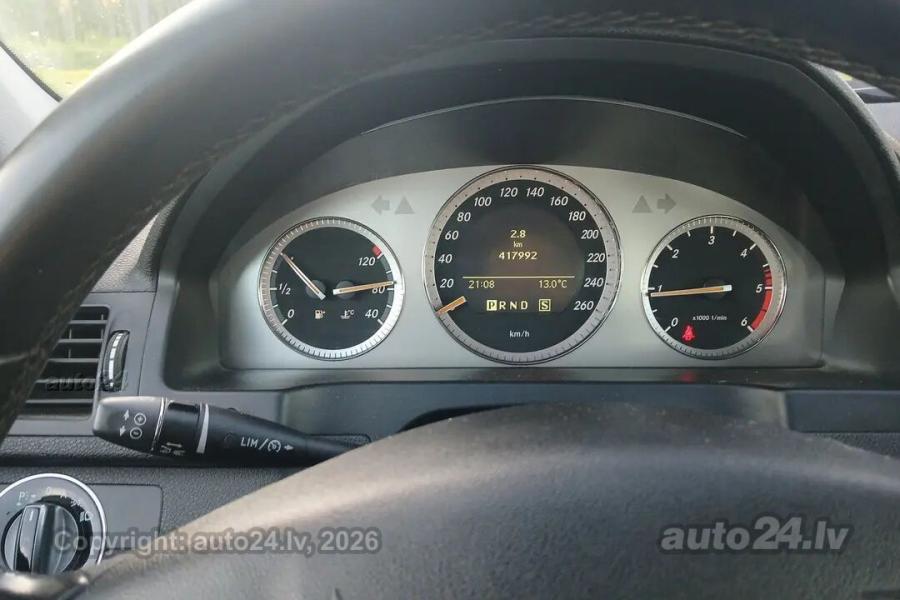 Balts Mercedes-Benz C-Class 2008 Tallina, ar dzinēja tilpumu 2.10 L un nobraukumu 419 tūkst. km par 2990 €, foto 15 vietnē AUTOMOTO.COM.LV