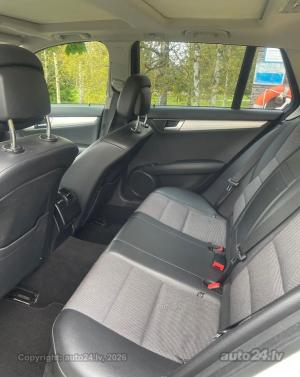 Balts Mercedes-Benz C-Class 2011 Tallina, ar dzinēja tilpumu 2.10 L un nobraukumu 316 tūkst. km par 7300 €, foto 7 vietnē AUTOMOTO.COM.LV